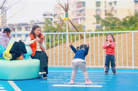 上游新闻：谁是“最美”？“发现重庆之美”明日起请你“发言”4 Png