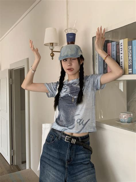 유니크 프린팅 반팔 티셔츠 에이블리