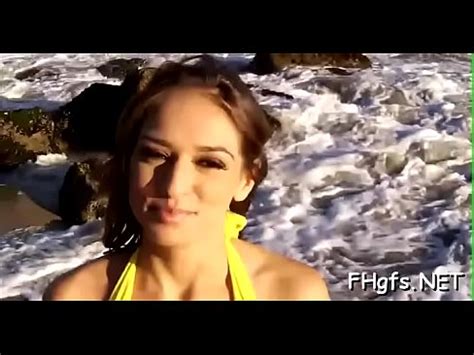 Seductive Teen Knows How To Hook Up With Any Handsome Boy XVIDEOS