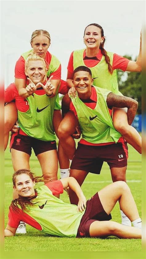 Pin By Ebrahim Saban On Lfc Liverpool Fc Ladies Liverpool Fc Lfc