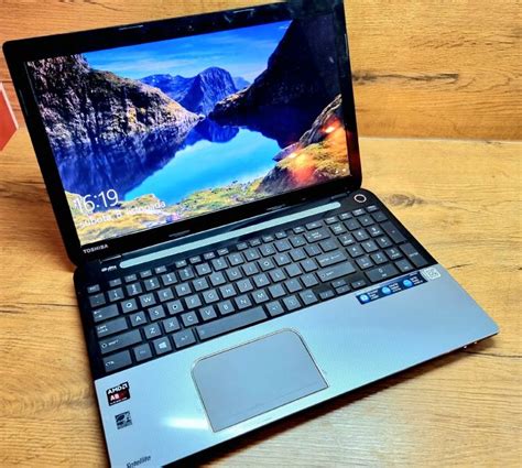 Laptop Toshiba Satellite 15 6