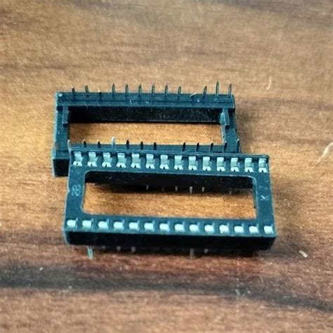 8 Pins S120 Metal Ic Base Socket Beryllium Copper 254mm At ₹ 16
