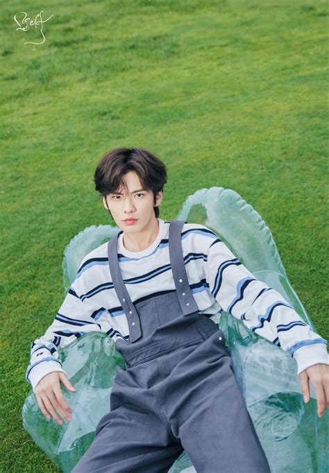 Bi Wenjun Justin Huang Actors Style