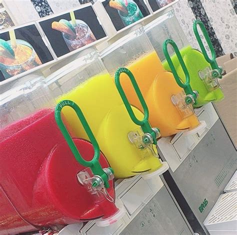 مثلجات ليمونه