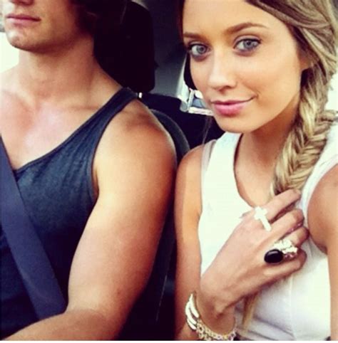 Model Caitlyn Paterson Paterson Fresh Face Camisole Top Vogue Tank Tops Model Fashion
