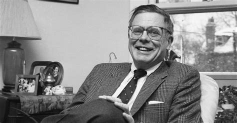 Gaddis Smith Dies At 89 Taught History To Generations At Yale The New York Times