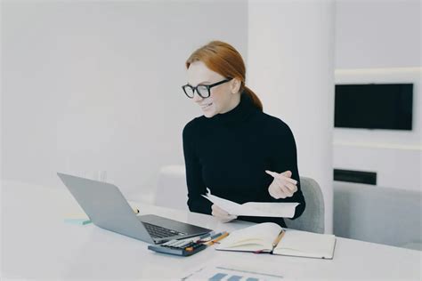 How To Create A Master Slide In PowerPoint Vegaslide