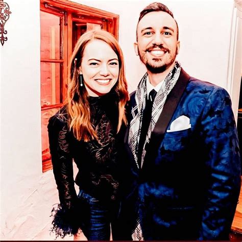 Pin By On Emma Stone Emma Stone Couple Photos Actresses