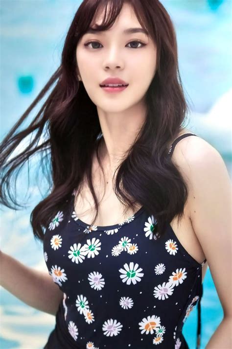 Asian Art Women Swimsuits Bikinis Swimwear Tankini Girl Group Boobs Bikini