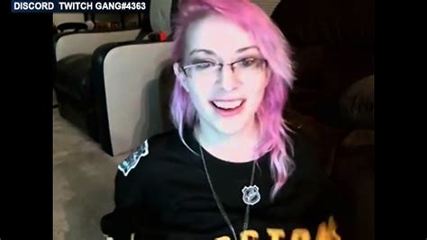 Twitch Streamer Flashing Boobs Accidental Nip Slips Set