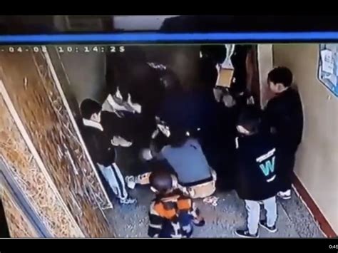 ШУУРХАЙ Шаардлага тавьсан иргэнийг зодсон охидын автомашин болон гэрийн хаягийг тогтоосон тул