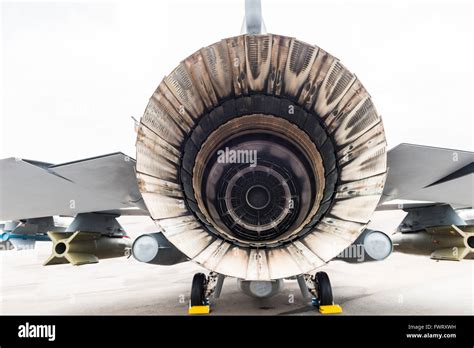 F 16 Jet Engine