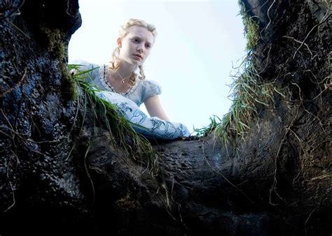 Alice In Wonderland 2010 334m Box Office Aceshowbiz