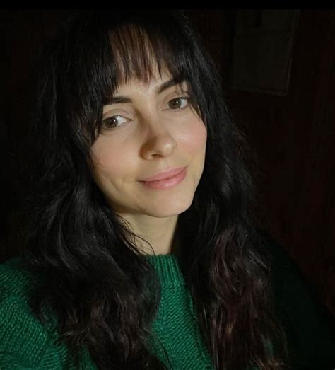 Как выглядит жена Алексея Арестовича в реальной жизни фото