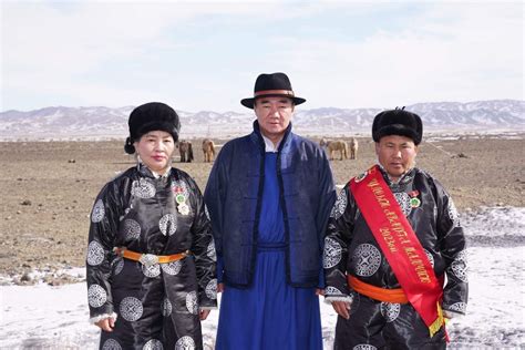 Дарви сумаас “Улсын хошой аварга” нэг “Улсын аварга малчин” нэг тодорлоо