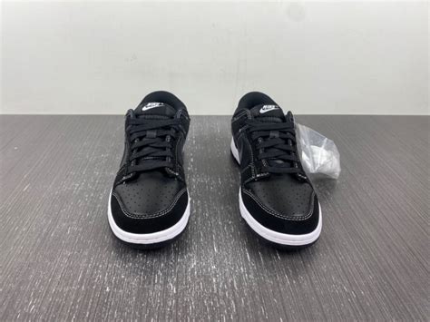 Nike Dunk Low Airbrush Swoosh Black