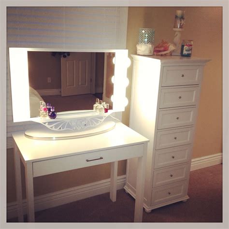 Small Makeup Vanity With Drawers Kristinapecoraro