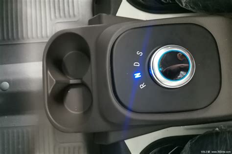 V T