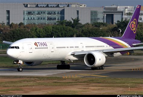 Hs Tkq Thai Airways Boeing 777 3aler Photo By Brian Id 897838