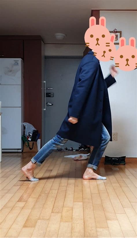 오늘 혼자 홍대 놀러갔다가 커플들이 씨발 옷구경하는거보고 패션 에펨코리아
