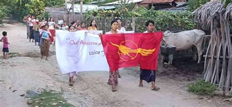 ယင်းမာပင်မြို့နယ်တွင် သံအမတ်ကြီးဦးကျော်မိုးထွန်းကို ထောက်ခံကြောင်း ခ