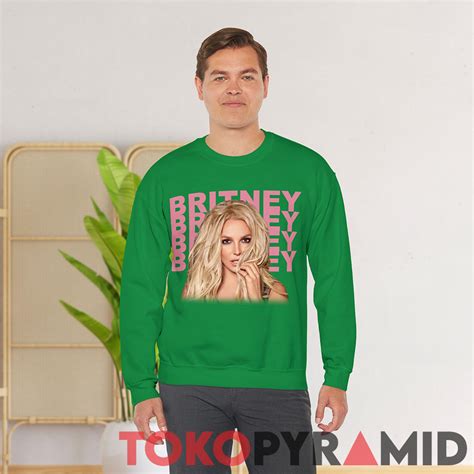 Britney Spears Shirt Tokopyramid