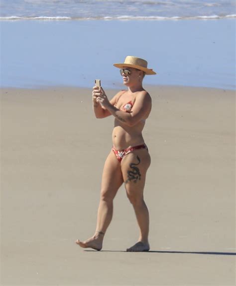 Pink Sexy 17 Photos Thefappening