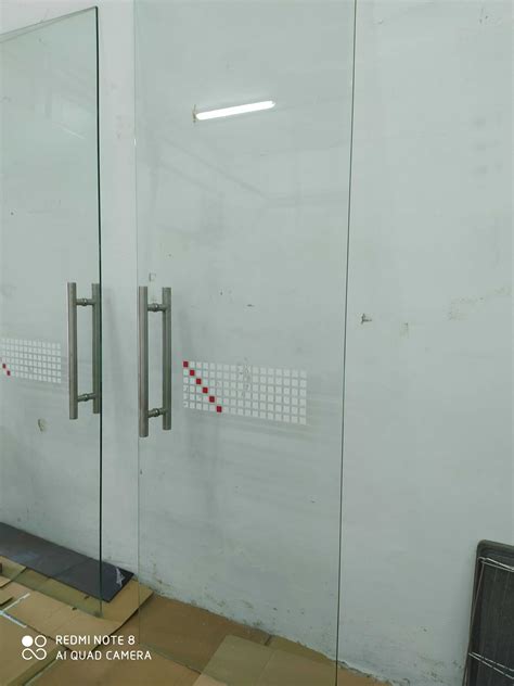 Стъклени врати с механизъм гр Варна Трошево • Olx Bg