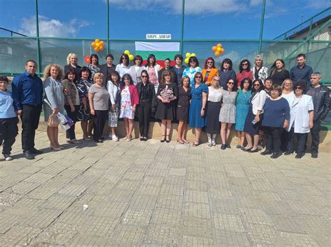 НП“ Заедно в изкуствата и спорта“ вътрешно училищен футболен турнир обедини ученици от 1 до 7