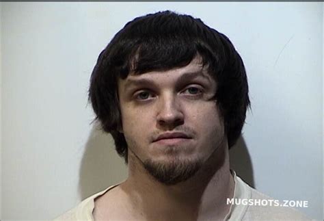Baggarly Hunter Wayne 12162022 Christian County Mugshots Zone