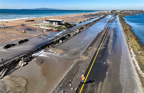 Southbound Pch Remains Closed Following Flooding At Bolsa Chica State