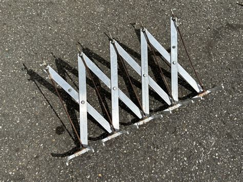 Auerbach Spacing Fork For Pot Handling • Duijndam Machines