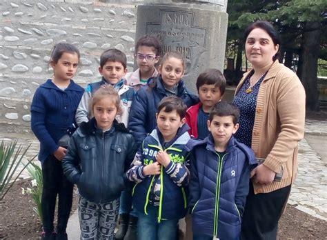 ლეღვანის საჯარო სკოლის მოსწავლეები იაკობ გოგებაშვილის სახლ მუზეუმს ესტუმრნენ ეტალონი