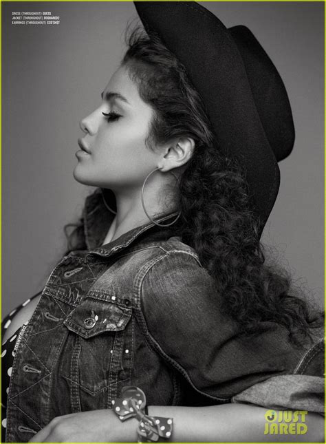 Selena Gomez Goes Topless For V Magazine Photo Magazine Selena Gomez Topless