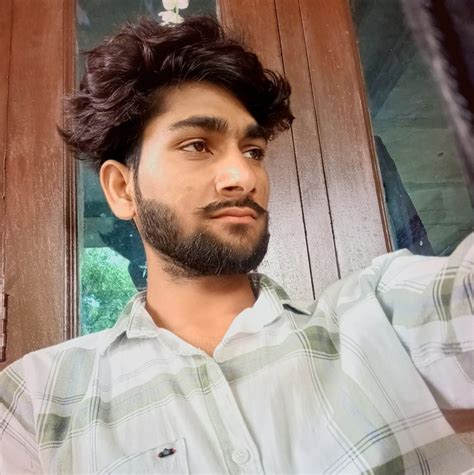 दर्पण को कैसे पता नहीं चलता की लाइट दूर है 🥰👏 explore reels viral