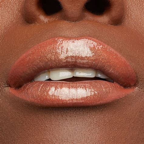 How To Create Lip Liner Lip Gloss Combo Looks