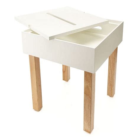 Hub Table Is A Night Stand For All Your Charging Needs