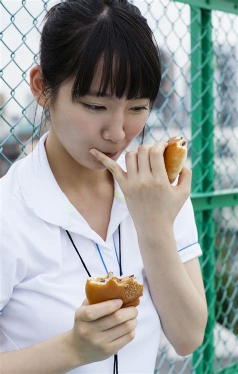 吉岡里帆 週刊ジョージア 妄想カノジョ 「 青空ホ Tumbex