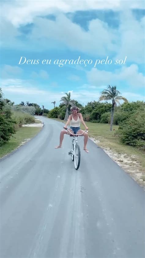 Gisele B Ndchen Shares Cryptic Nothing Is Permanent Post After Reports Tom Brady Returns To