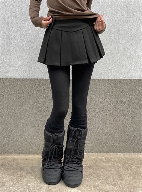 블랙업 크헹 모직 플리츠 미니 스커트팬츠