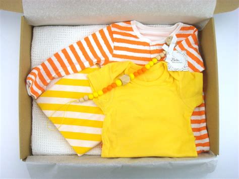 Бутик за подаръци за новородени бебешки подаръчни комплекти