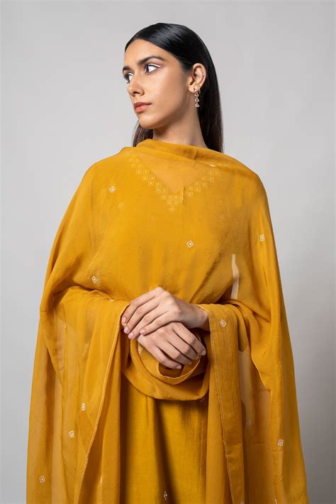 Satin Sheen Gold Kurta Set House Of Ayuda