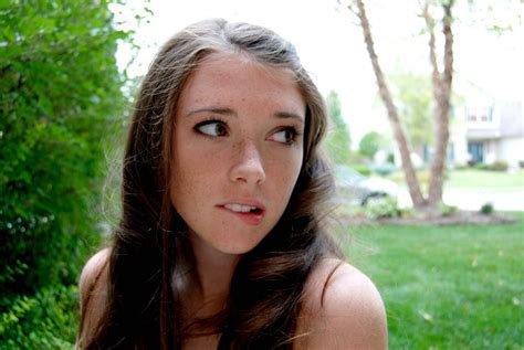 Lip Bite Porn Pic Eporner