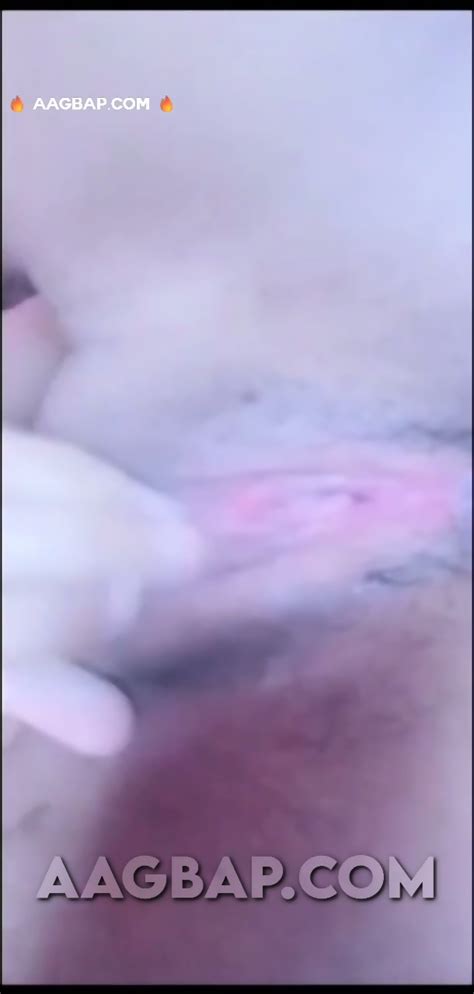 Horny Girl Masterbating Pussy Eporner