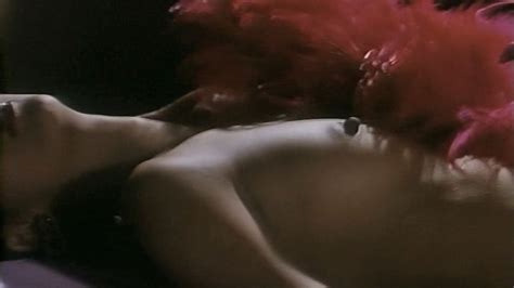 Lora Luna Nue Dans China And Sex