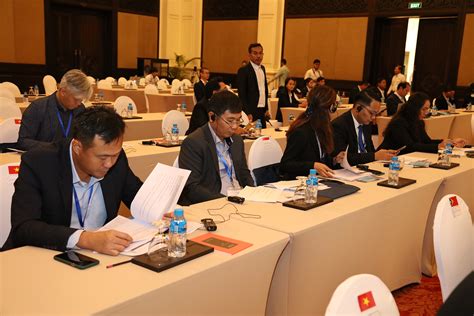 រូបភាពសកម្មភាព ឯកឧត្តម នុត សុខុម អនុប្រធាន គ ជ ប អញ្ជើញជាអធិបតី ក្នុងកម្មវិធីរៀបចំបទបង្ហាញ