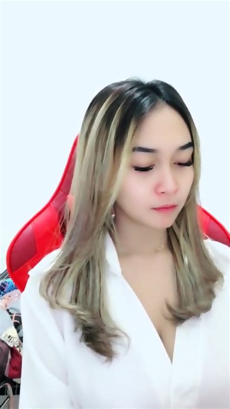 Ulyaa Belahan Susu Indonesia 1jam 23mnt P2 243 Eporner