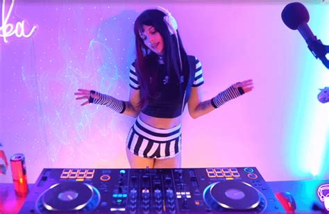 Pyka R Jessicasouthern