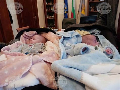 Парламентът не прие обезщетението за отглеждане на дете до 2 години да се обвърже с минималната