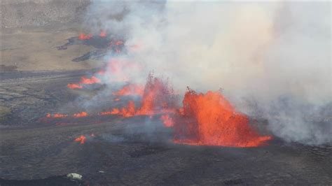 Hawaiis Kilauea Volcano Reactivated After Over 2 Month Hiatus